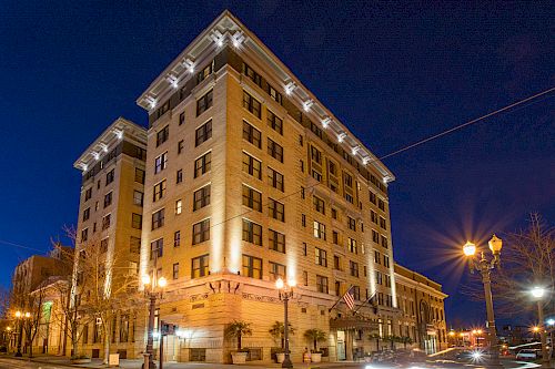 Photo Gallery | Hotel deLuxe